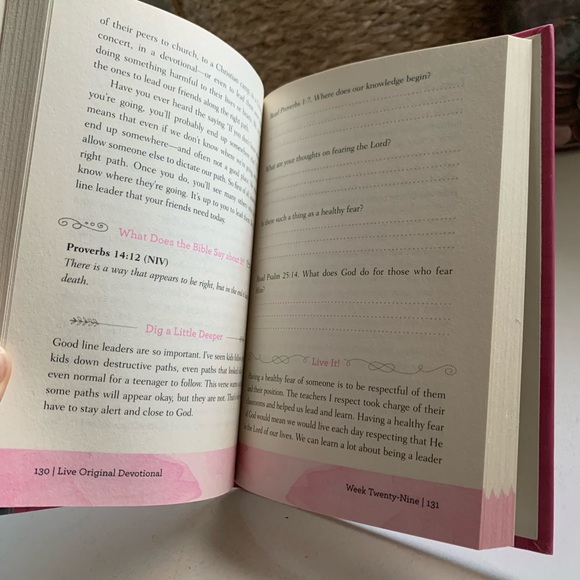 Other | Live Original By Sadie Robertson Books | Poshmark